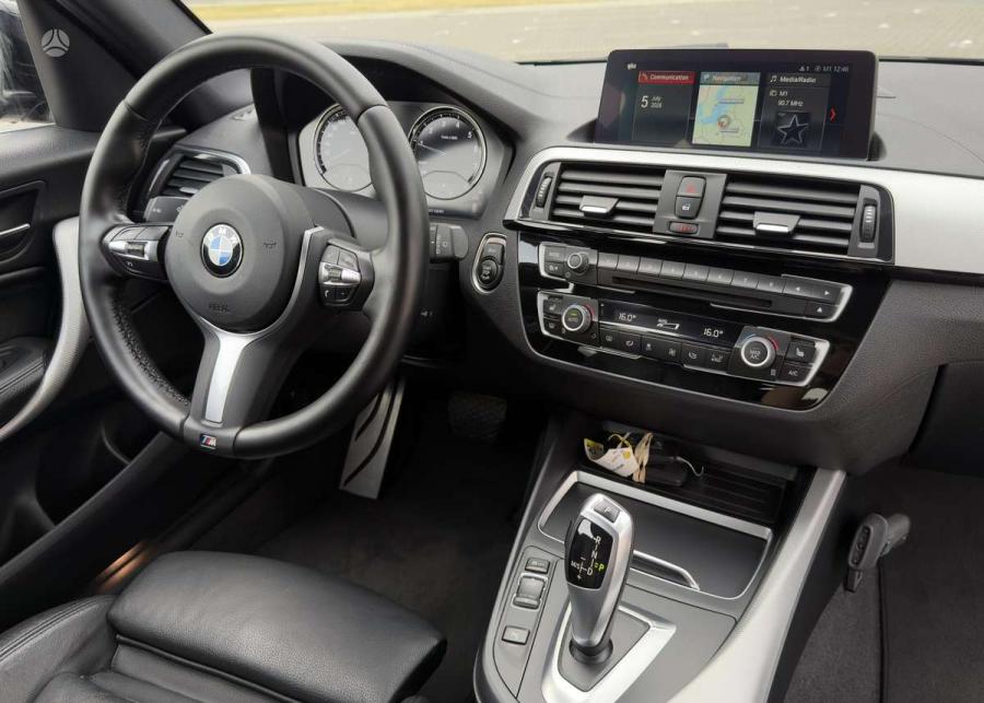 Melns BMW 118 2018 Viļņa, ar dzinēja tilpumu 1.50 L un nobraukumu 280 tūkst. km par 10200 €, foto 31 vietnē AUTOMOTO.COM.LV