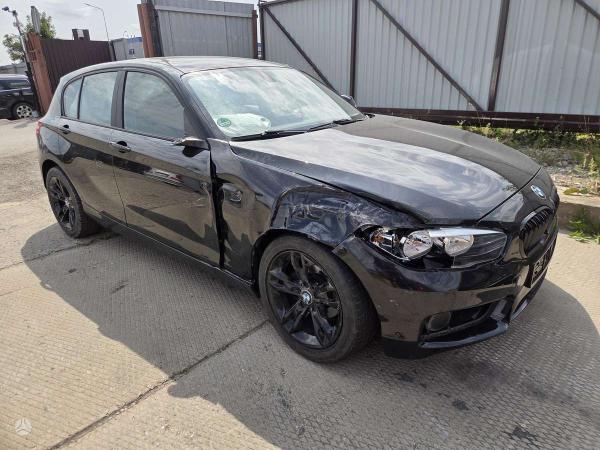 Black BMW 118 2018 in Siauliai, with an engine capacity of 1.50 L and mileage of 107 thousand km for 4600 €, photo 2 on AUTOMOTO.COM.LV