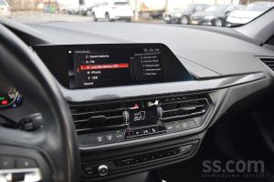 Черный БМВ 118 2019 в Рига, объемом двигателя 1.50 л и пробегом 124 тыс. км за 15400 €, фото 7 на AUTOMOTO.COM.LV