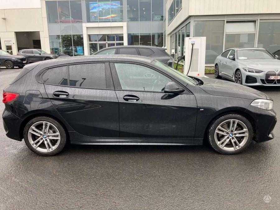 Melns BMW 118 2019 Raseiniai, ar dzinēja tilpumu 1.50 L un nobraukumu 230 tūkst. km par 9900 €, foto 7 vietnē AUTOMOTO.COM.LV