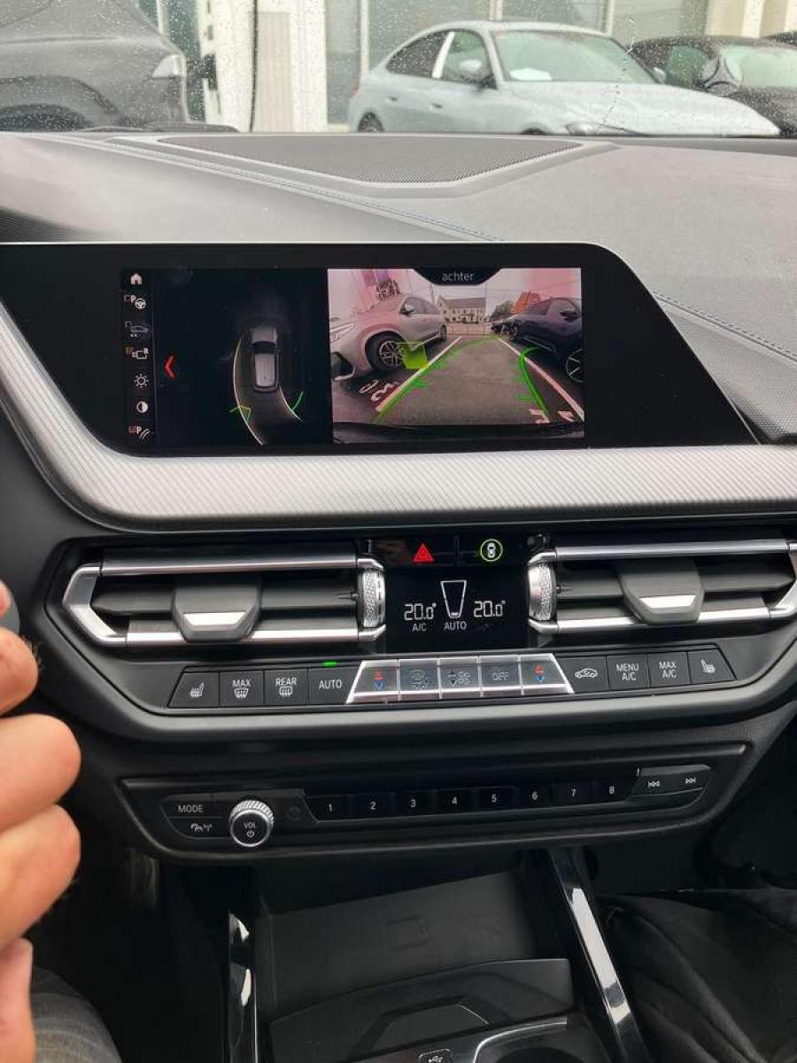 Melns BMW 118 2019 Raseiniai, ar dzinēja tilpumu 1.50 L un nobraukumu 230 tūkst. km par 9900 €, foto 17 vietnē AUTOMOTO.COM.LV
