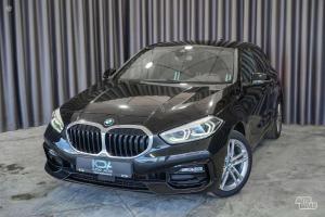 Melns BMW 118 2020 Marijampole, ar dzinēja tilpumu 1.50 L un nobraukumu 142 tūkst. km par 12250 €, foto 4 vietnē AUTOMOTO.COM.LV
