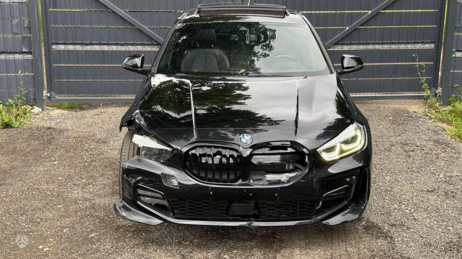 Melns BMW 118 2020 Jonava, ar dzinēja tilpumu 2.00 L un nobraukumu 90 tūkst. km par 13400 €, foto 7 vietnē AUTOMOTO.COM.LV