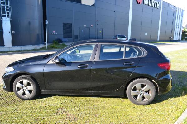 Melns BMW 118 2020 Viļņa, ar dzinēja tilpumu 2.00 L un nobraukumu 145 tūkst. km par 9500 €, foto 5 vietnē AUTOMOTO.COM.LV