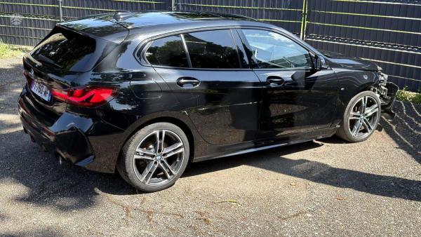 Melns BMW 118 2020 Jonava, ar dzinēja tilpumu 2.00 L un nobraukumu 92 tūkst. km par 13000 €, foto 4 vietnē AUTOMOTO.COM.LV