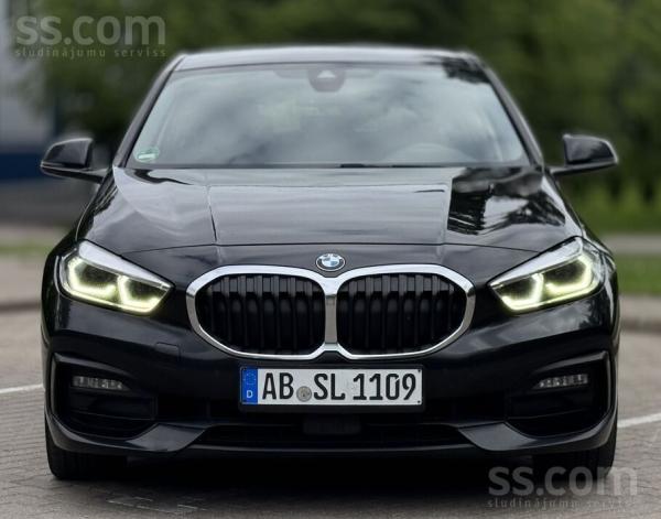 Black BMW 118 2020 in Jurmala, with an engine capacity of 2.00 L and mileage of 0 thousand km for 15390 €, photo 5 on AUTOMOTO.COM.LV