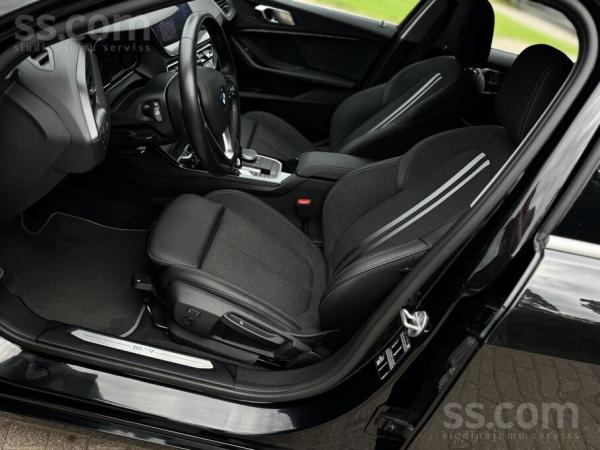 Black BMW 118 2020 in Jurmala, with an engine capacity of 2.00 L and mileage of 0 thousand km for 15390 €, photo 9 on AUTOMOTO.COM.LV