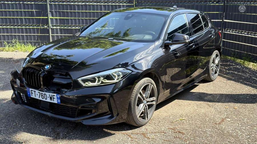 Melns BMW 118 2020 Jonava, ar dzinēja tilpumu 2.00 L un nobraukumu 92 tūkst. km par 12900 €, foto 10 vietnē AUTOMOTO.COM.LV