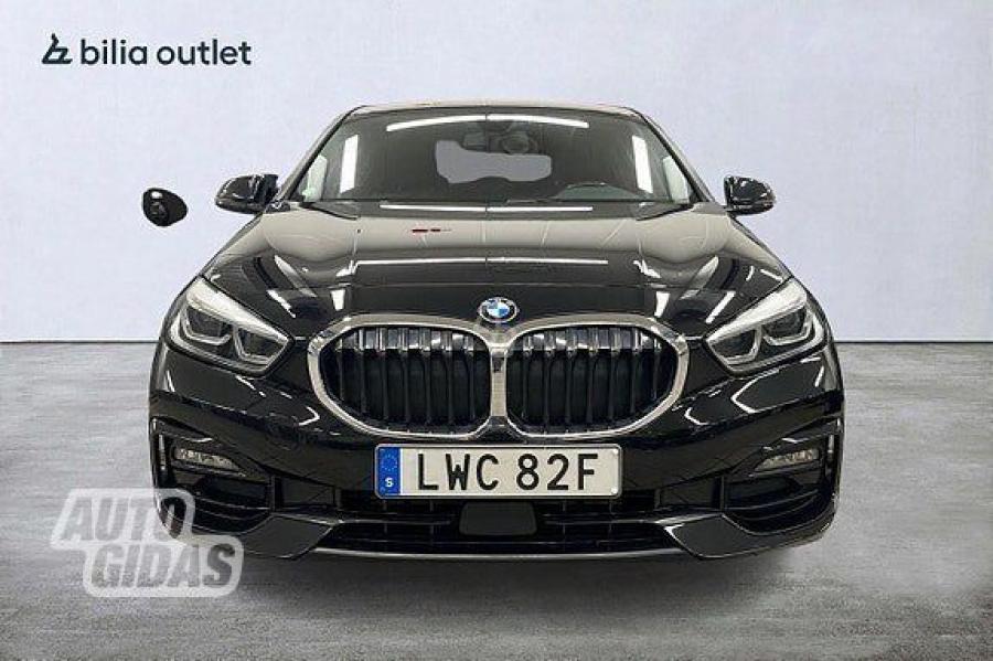 Melns BMW 118 2021 Kauņa, ar dzinēja tilpumu 0.00 L un nobraukumu 92 tūkst. km par 23410 €, foto 8 vietnē AUTOMOTO.COM.LV
