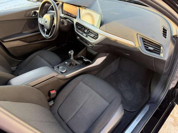 Melns BMW 118 2022 Viļņa, ar dzinēja tilpumu 1.50 L un nobraukumu 195 tūkst. km par 12950 €, foto 11 vietnē AUTOMOTO.COM.LV