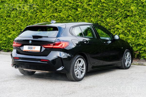 BMW 118 2023 in Riga on AUTOMOTO.COM.LV Black BMW 118 2023 in Riga, with an engine capacity of 1.50 L and mileage of 38 thousand km for 21750 β¬, photo 9 on AUTOMOTO.COM.LV