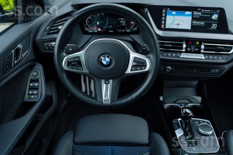 Black BMW 118 2023 in Riga, with an engine capacity of 1.50 L and mileage of 38 thousand km for 21750 €, photo 18 on AUTOMOTO.COM.LV