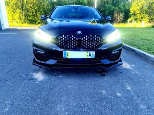 Black BMW 118 2024 in Vilnius, with an engine capacity of 1.50 L and mileage of 32 thousand km for 15600 €, photo 3 on AUTOMOTO.COM.LV