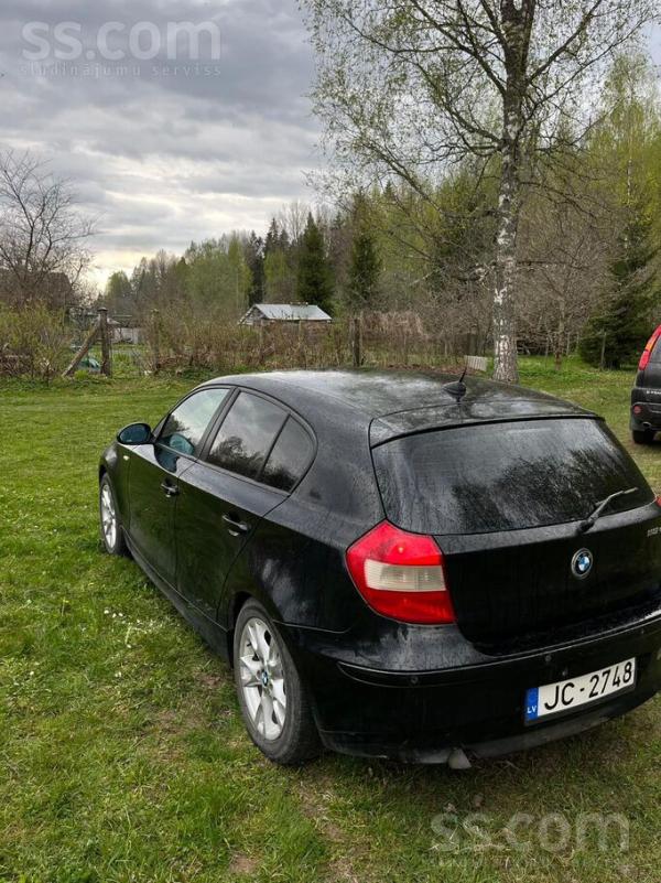 Black BMW 118 2005 in Gulbene, with an engine capacity of 2.00 L and mileage of 457 thousand km for 2000 €, photo 4 on AUTOMOTO.COM.LV