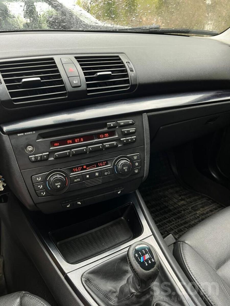Melns BMW 118 2005 Gulbene, ar dzinēja tilpumu 2.00 L un nobraukumu 457 tūkst. km par 2000 €, foto 7 vietnē AUTOMOTO.COM.LV