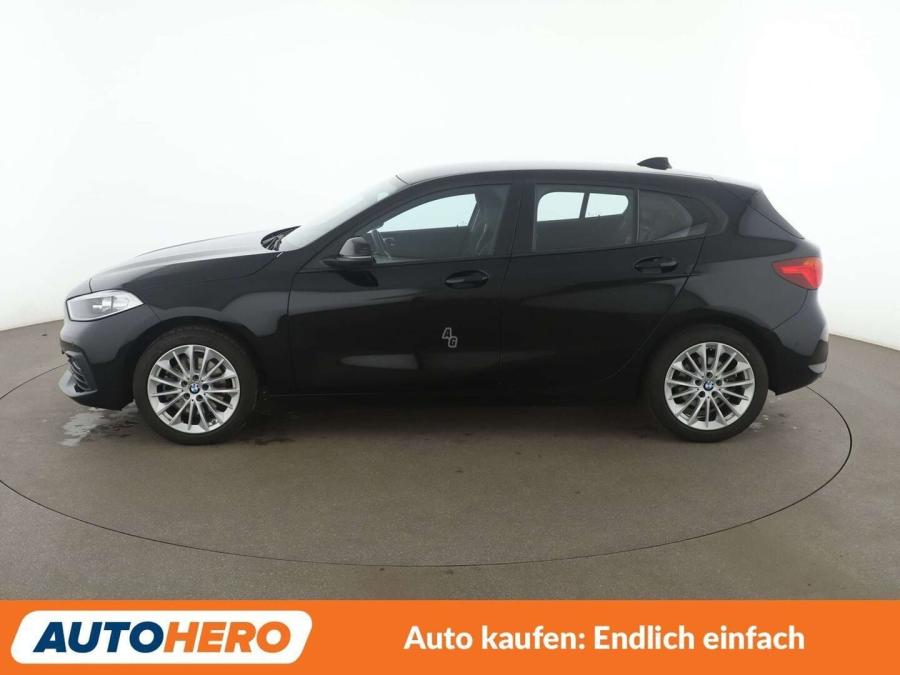 Melns BMW 118 2020 Kauņa, ar dzinēja tilpumu 1.50 L un nobraukumu 87 tūkst. km par 23258 €, foto 3 vietnē AUTOMOTO.COM.LV