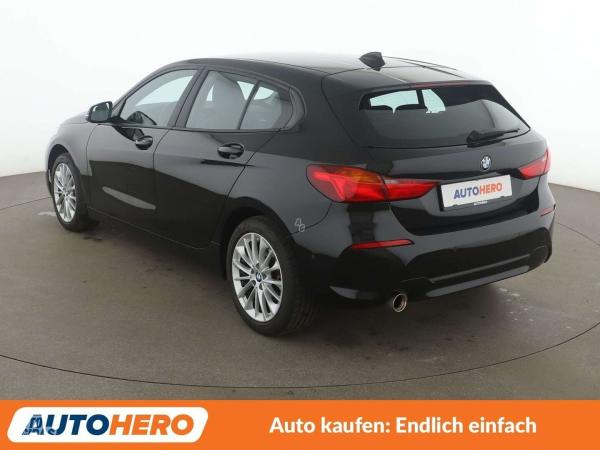 Melns BMW 118 2020 Kauņa, ar dzinēja tilpumu 1.50 L un nobraukumu 87 tūkst. km par 23258 €, foto 4 vietnē AUTOMOTO.COM.LV