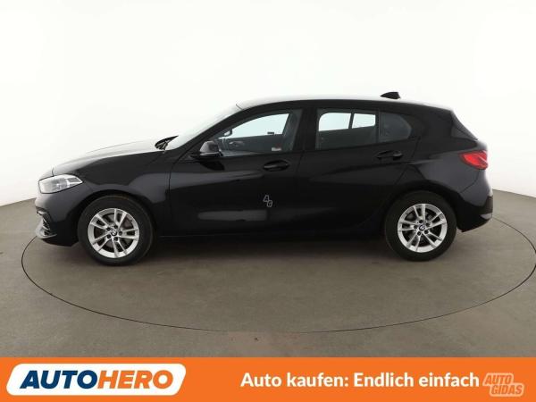 Black BMW 118 2020 in Kaunas, with an engine capacity of 2.00 L and mileage of 76 thousand km for 25253 €, photo 3 on AUTOMOTO.COM.LV