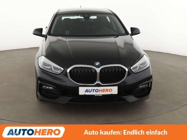 Black BMW 118 2020 in Kaunas, with an engine capacity of 2.00 L and mileage of 76 thousand km for 25253 €, photo 9 on AUTOMOTO.COM.LV