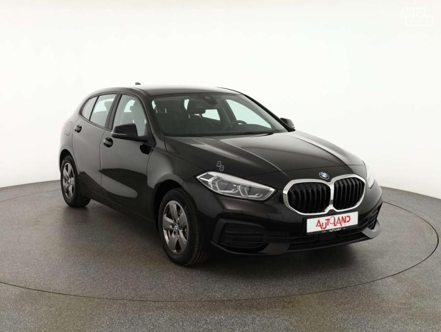 Melns BMW 118 2021 Kauņa, ar dzinēja tilpumu 1.50 L un nobraukumu 53 tūkst. km par 23420 €, foto 7 vietnē AUTOMOTO.COM.LV