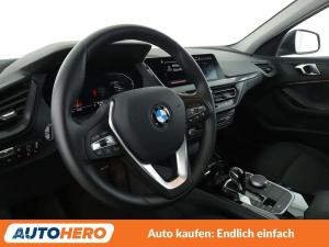 Melns BMW 118 2022 Kauņa, ar dzinēja tilpumu 1.50 L un nobraukumu 18 tūkst. km par 26232 €, foto 11 vietnē AUTOMOTO.COM.LV