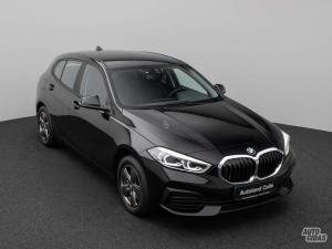 Melns BMW 118 2022 Kauņa, ar dzinēja tilpumu 1.50 L un nobraukumu 44 tūkst. km par 22399 €, foto 3 vietnē AUTOMOTO.COM.LV
