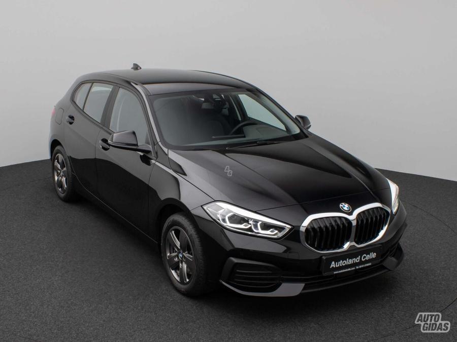 Melns BMW 118 2022 Kauņa, ar dzinēja tilpumu 1.50 L un nobraukumu 44 tūkst. km par 22399 €, foto 3 vietnē AUTOMOTO.COM.LV