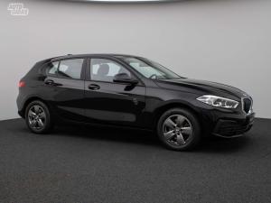 Melns BMW 118 2022 Kauņa, ar dzinēja tilpumu 1.50 L un nobraukumu 44 tūkst. km par 22399 €, foto 4 vietnē AUTOMOTO.COM.LV