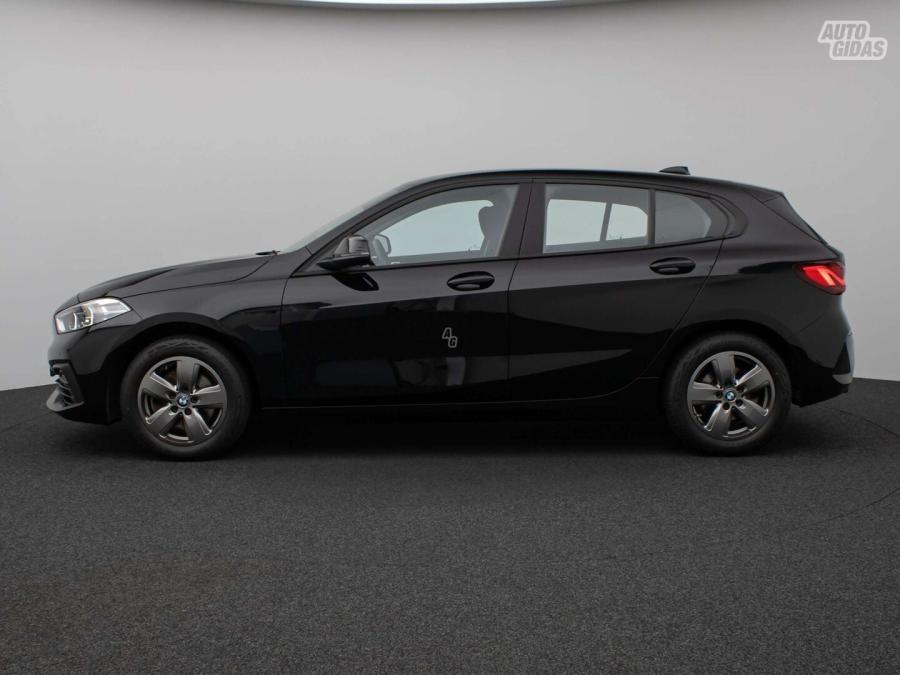 Melns BMW 118 2022 Kauņa, ar dzinēja tilpumu 1.50 L un nobraukumu 44 tūkst. km par 22399 €, foto 11 vietnē AUTOMOTO.COM.LV