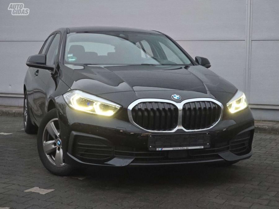 Melns BMW 118 2022 Kauņa, ar dzinēja tilpumu 1.50 L un nobraukumu 90 tūkst. km par 21383 €, foto 1 vietnē AUTOMOTO.COM.LV