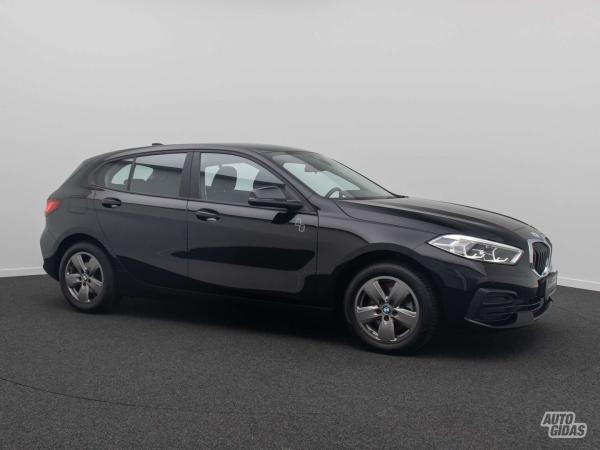 Black BMW 118 2022 in Kaunas, with an engine capacity of 1.50 L and mileage of 35 thousand km for 22914 €, photo 4 on AUTOMOTO.COM.LV
