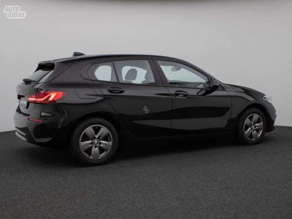 Melns BMW 118 2022 Kauņa, ar dzinēja tilpumu 1.50 L un nobraukumu 47 tūkst. km par 22914 €, foto 6 vietnē AUTOMOTO.COM.LV