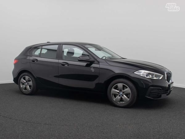 Black BMW 118 2022 in Kaunas, with an engine capacity of 1.50 L and mileage of 43 thousand km for 22914 €, photo 4 on AUTOMOTO.COM.LV