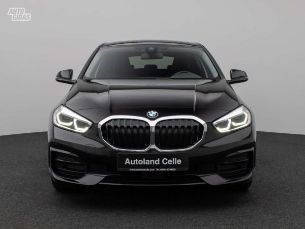 Black BMW 118 2022 in Kaunas, with an engine capacity of 1.50 L and mileage of 33 thousand km for 25489 €, photo 2 on AUTOMOTO.COM.LV