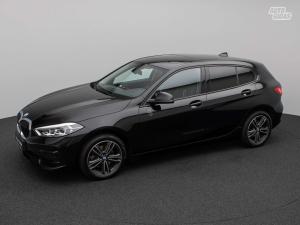 Black BMW 118 2022 in Kaunas, with an engine capacity of 1.50 L and mileage of 33 thousand km for 25489 €, photo 12 on AUTOMOTO.COM.LV