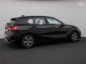 Melns BMW 118 2022 Kauņa, ar dzinēja tilpumu 1.50 L un nobraukumu 47 tūkst. km par 22914 €, foto 6 vietnē AUTOMOTO.COM.LV