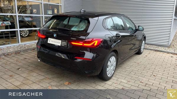 Black BMW 118 2022 in Kaunas, with an engine capacity of 1.50 L and mileage of 33 thousand km for 25876 €, photo 2 on AUTOMOTO.COM.LV