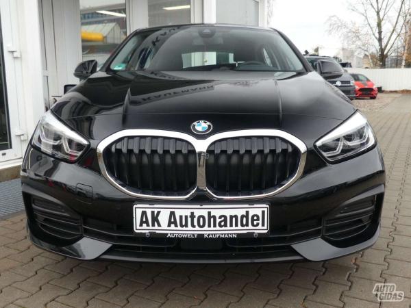 Black BMW 118 2022 in Kaunas, with an engine capacity of 1.50 L and mileage of 41 thousand km for 23317 €, photo 2 on AUTOMOTO.COM.LV