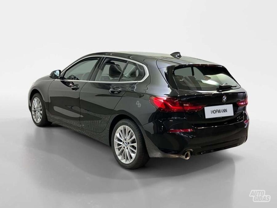 Melns BMW 118 2023 Kauņa, ar dzinēja tilpumu 1.50 L un nobraukumu 52 tūkst. km par 26776 €, foto 5 vietnē AUTOMOTO.COM.LV