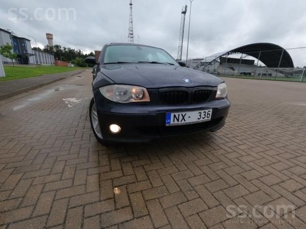 Blue BMW 118 2007 in Valmiera, with an engine capacity of 2.00 L and mileage of 229 thousand km for 2300 €, photo 4 on AUTOMOTO.COM.LV