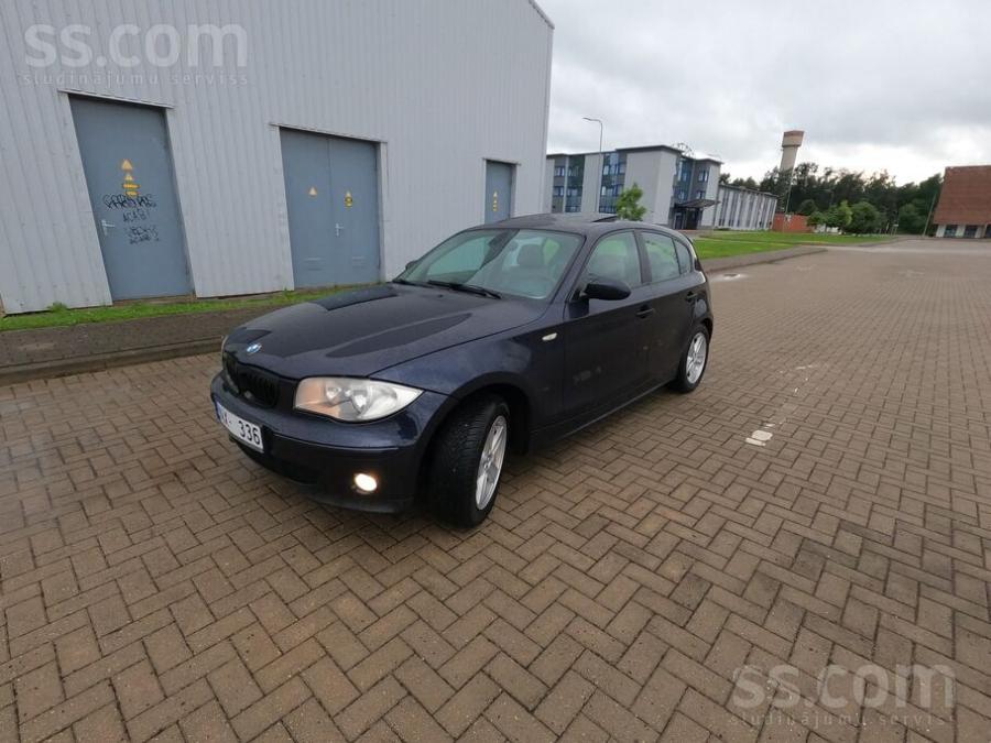 Zils BMW 118 2007 Valmiera, ar dzinēja tilpumu 2.00 L un nobraukumu 229 tūkst. km par 2300 €, foto 5 vietnē AUTOMOTO.COM.LV