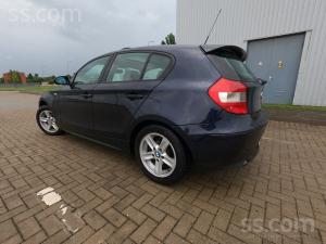 Zils BMW 118 2007 Valmiera, ar dzinēja tilpumu 2.00 L un nobraukumu 229 tūkst. km par 2300 €, foto 7 vietnē AUTOMOTO.COM.LV