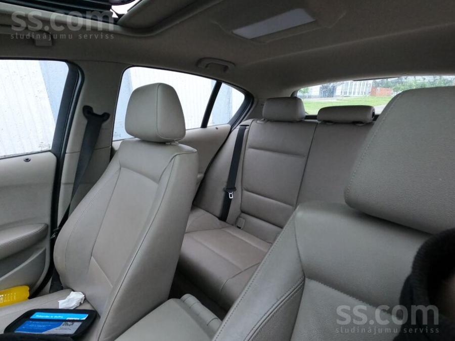 Zils BMW 118 2007 Valmiera, ar dzinēja tilpumu 2.00 L un nobraukumu 229 tūkst. km par 2300 €, foto 12 vietnē AUTOMOTO.COM.LV