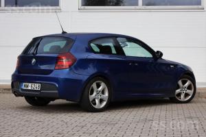 Blue BMW 118 2010 in Riga, with an engine capacity of 2.00 L and mileage of 0 thousand km for 2995 €, photo 4 on AUTOMOTO.COM.LV