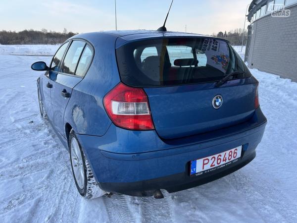 Zils BMW 118 2005 Viļņa, ar dzinēja tilpumu 2.00 L un nobraukumu 320 tūkst. km par 2600 €, foto 5 vietnē AUTOMOTO.COM.LV