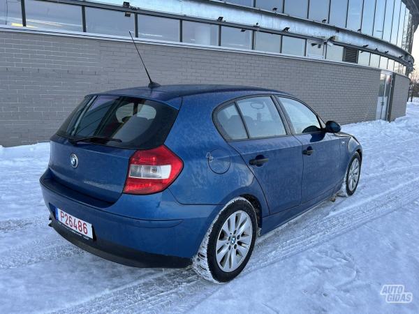Zils BMW 118 2005 Viļņa, ar dzinēja tilpumu 2.00 L un nobraukumu 320 tūkst. km par 2600 €, foto 8 vietnē AUTOMOTO.COM.LV