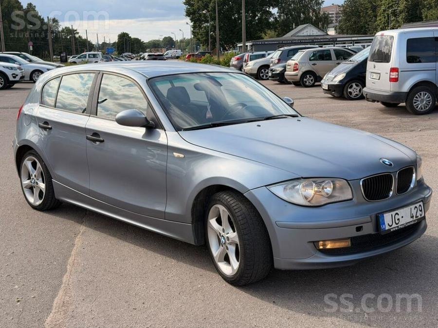 Zils BMW 118 2005 Rīga, ar dzinēja tilpumu 2.00 L un nobraukumu 448 tūkst. km par 1850 €, foto 3 vietnē AUTOMOTO.COM.LV