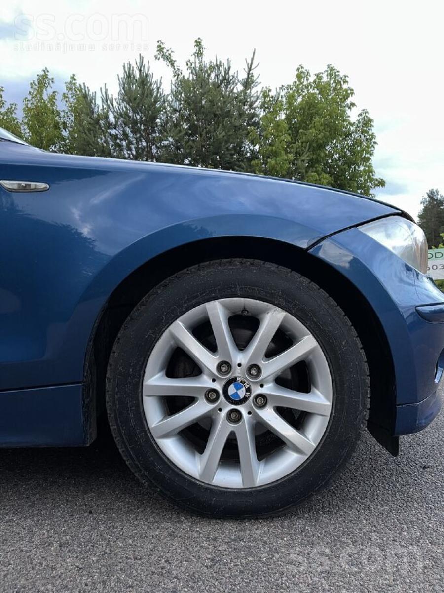 Zils BMW 118 2006 Rīga, ar dzinēja tilpumu 2.00 L un nobraukumu 264 tūkst. km par 3200 €, foto 5 vietnē AUTOMOTO.COM.LV