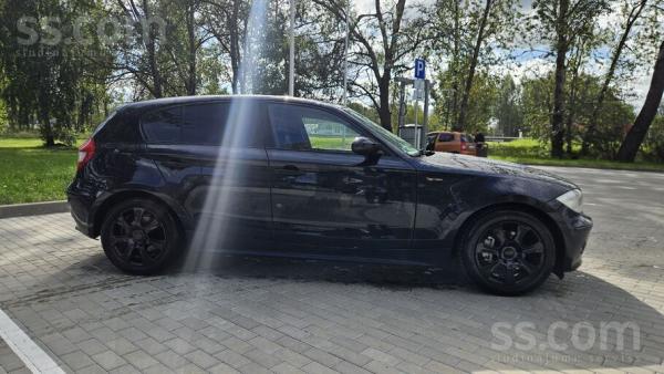 Zils BMW 118 2006 Rīga, ar dzinēja tilpumu 2.00 L un nobraukumu 202 tūkst. km par 2250 €, foto 4 vietnē AUTOMOTO.COM.LV