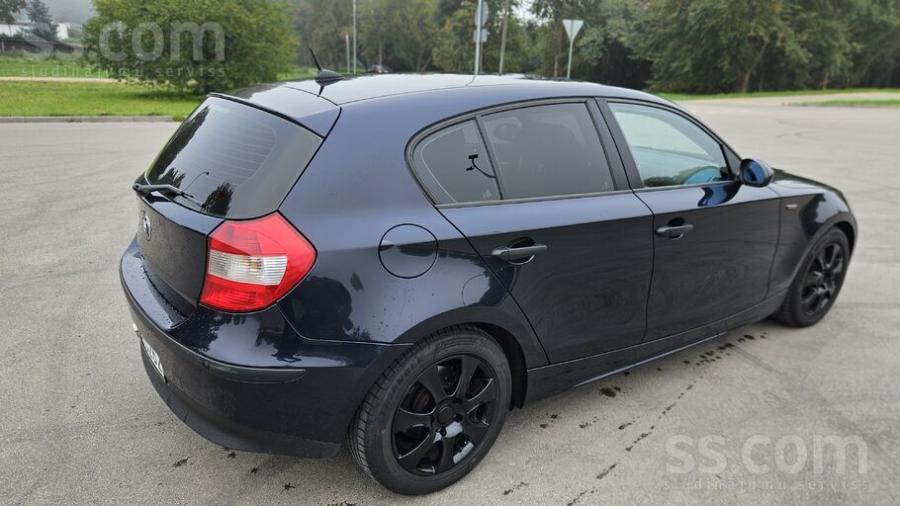 Blue BMW 118 2006 in Riga, with an engine capacity of 2.00 L and mileage of 203 thousand km for 2450 €, photo 6 on AUTOMOTO.COM.LV